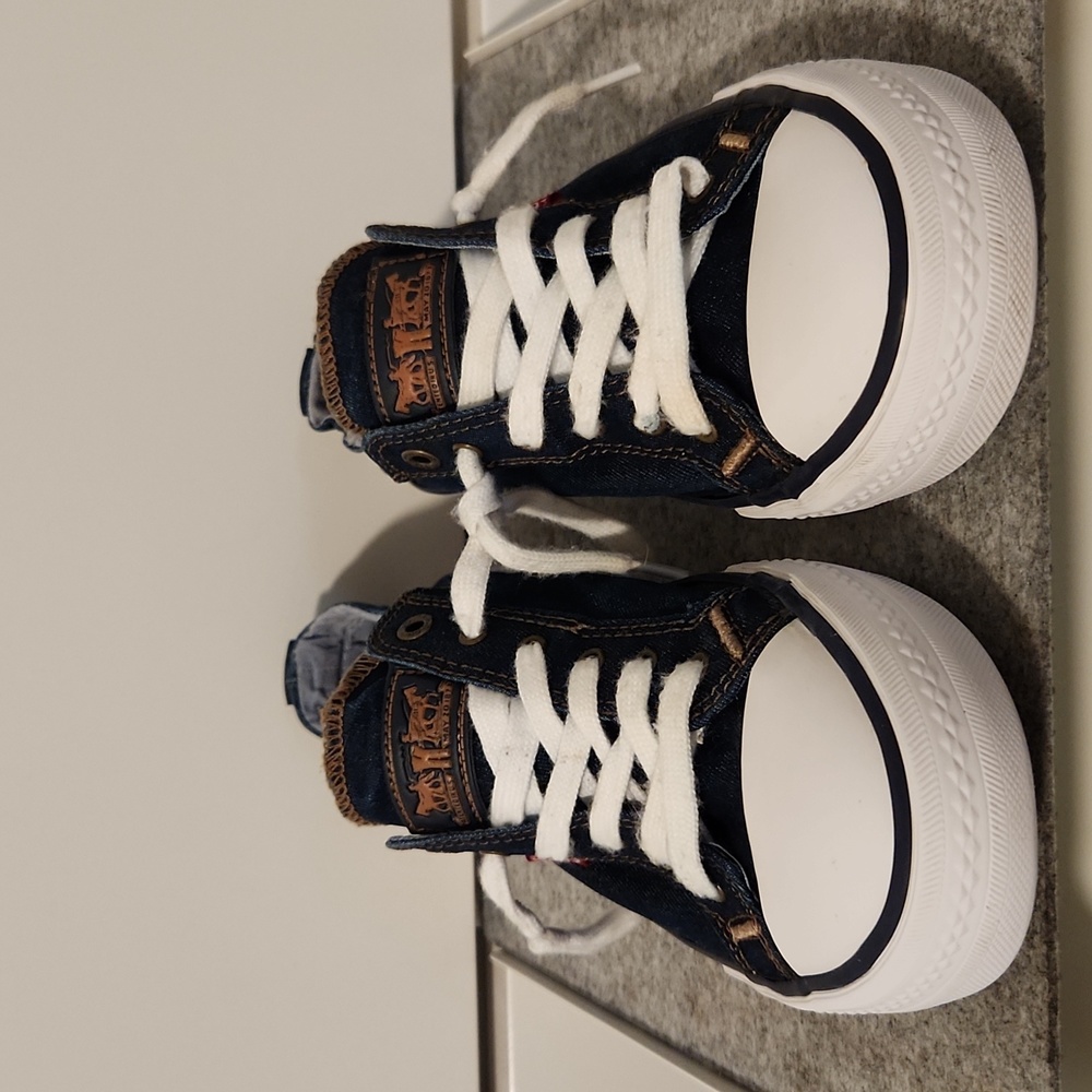 Levi’s Capellada De Tela Denim Slip On Shoes Size 8.5 - Gem